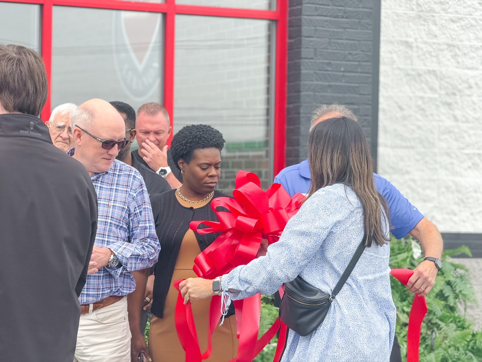 Mike’s Foodland Ribbon Cutting – Lebanon Wilson County Chamber of Commerce